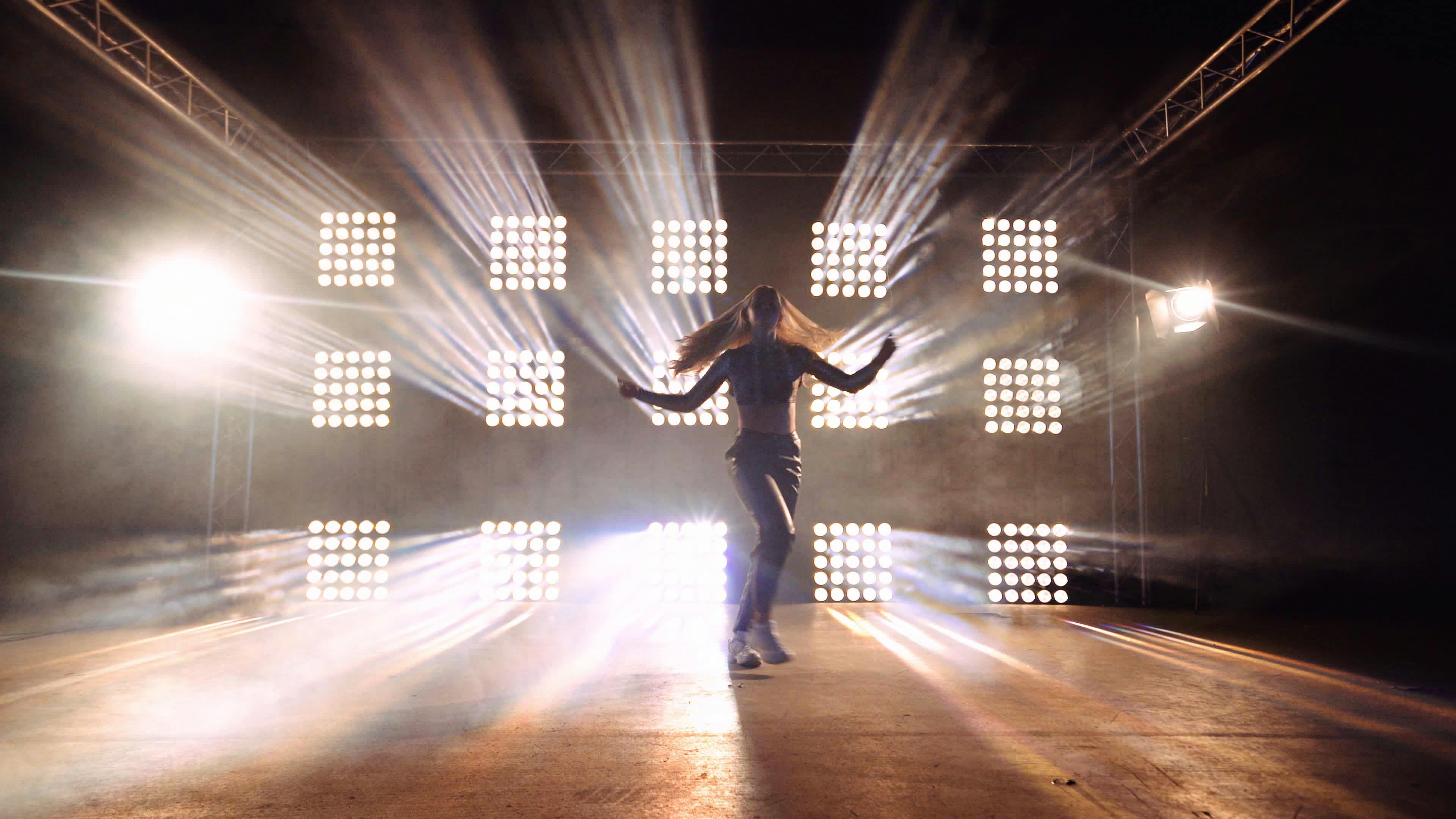 Discover Spotlight Dance, a story-driven footage | Artlist